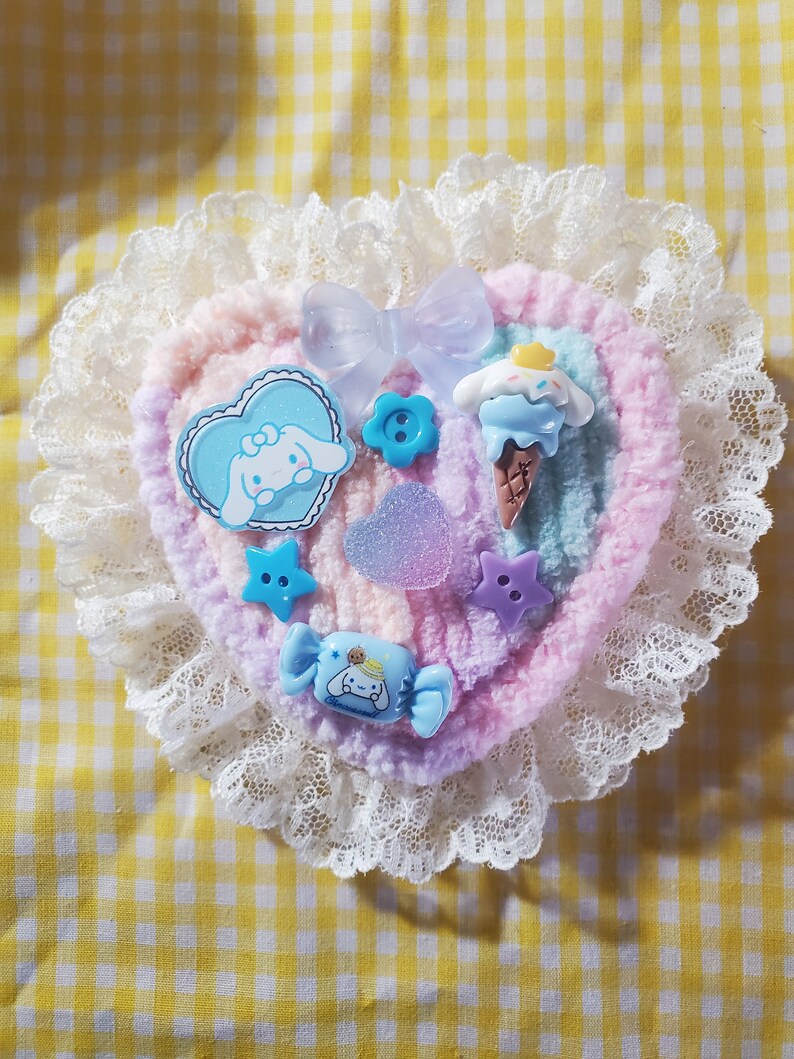 Sanrio/ Character/ Pins/brooch/kawaii/ Fairy Kei/fairycore/ Kidcore ...