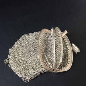 Vintage Silver Mesh Coin Purse With Double Clasp Interior – Elegant and ...
