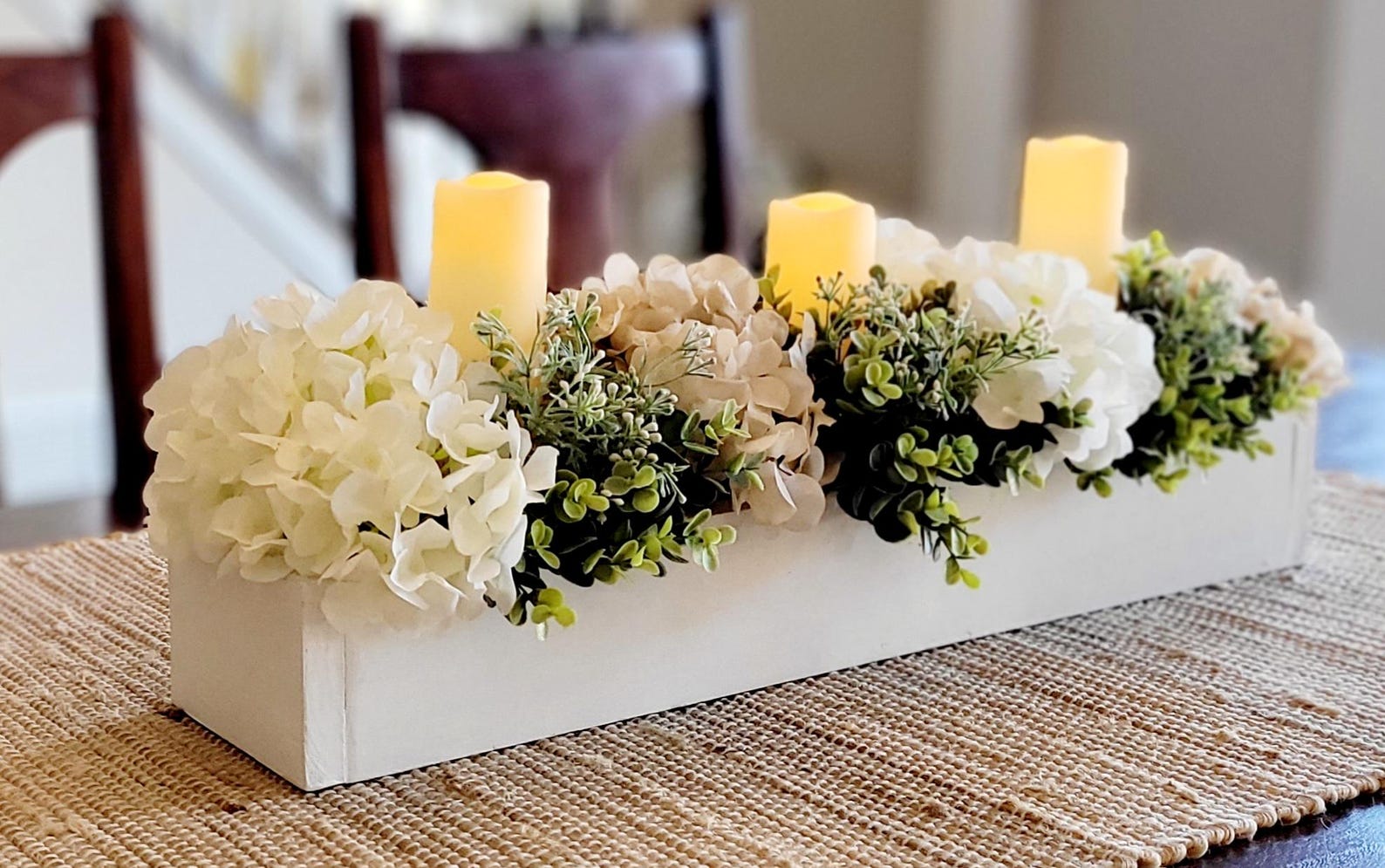 Floral Centerpiece Dining Table Neutral Floral Arrangement Minimalist ...