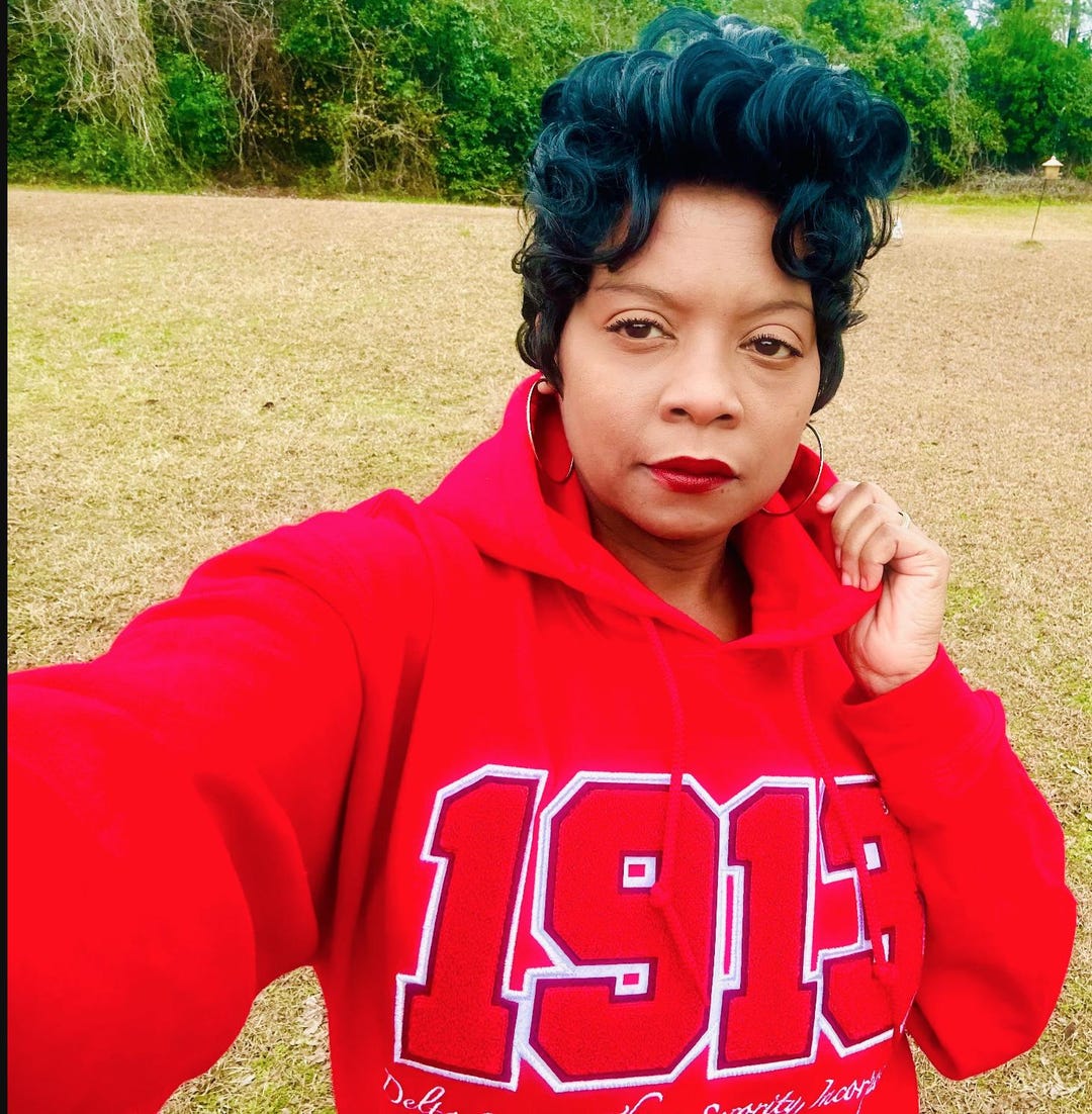 Cherry Delta Sigma Theta 1913 Chenille Crest Hoodie-size Up - Etsy