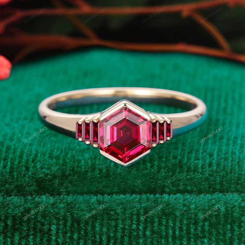 Art Deco Ruby Ring - Etsy