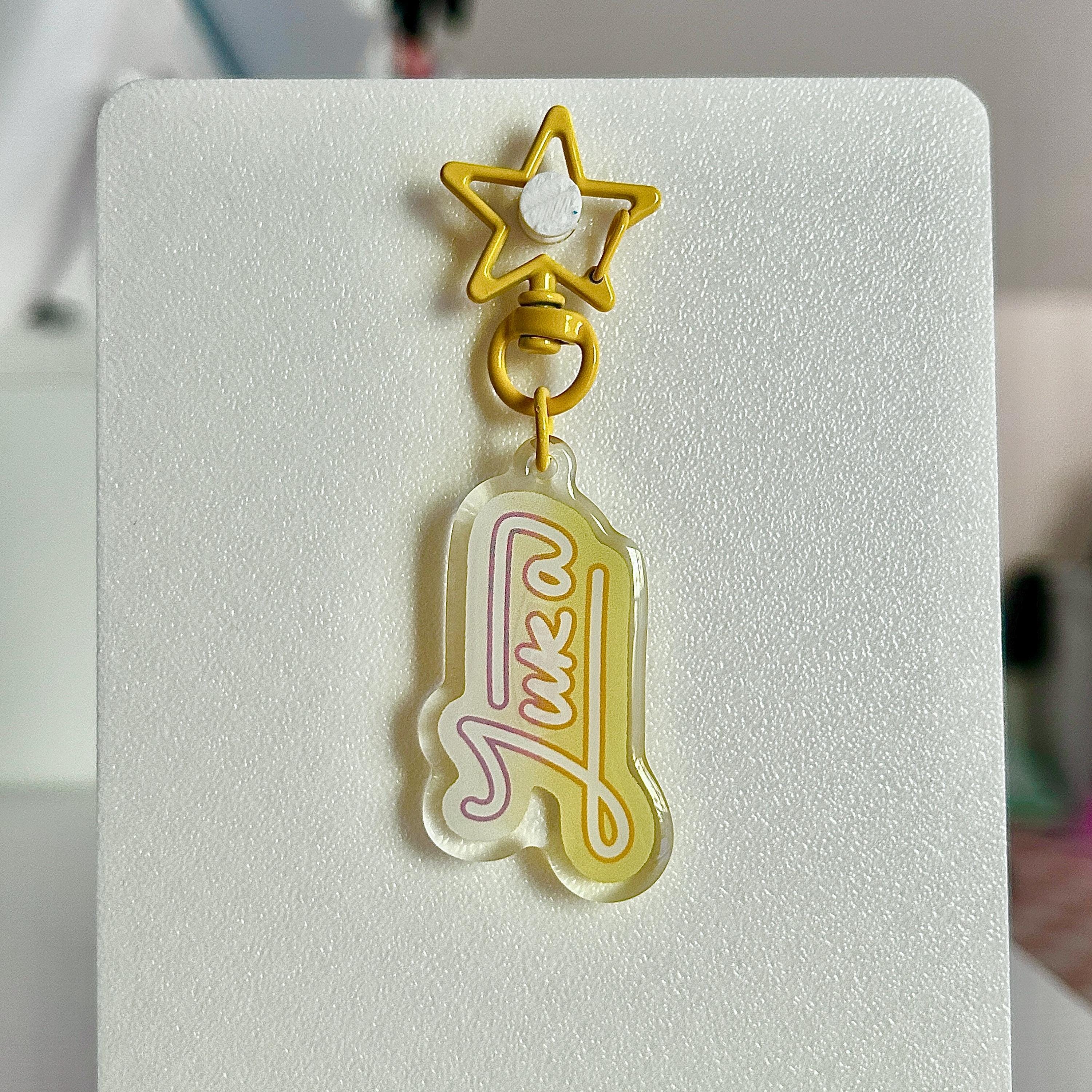 ALIEN STAGE Signature Acrylic Keychains - Etsy