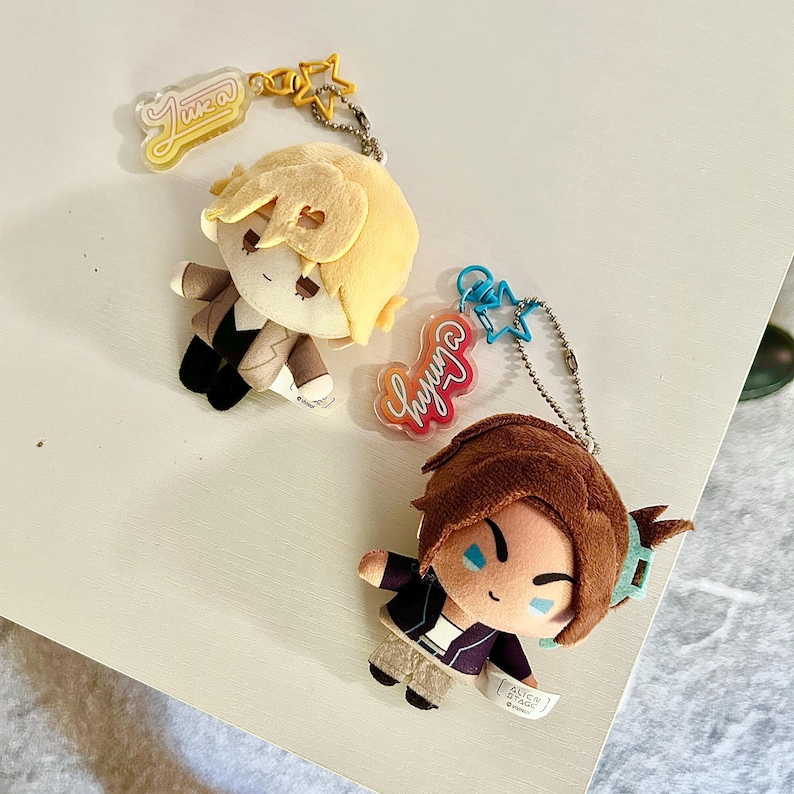 ALIEN STAGE Signature Acrylic Keychains - Etsy
