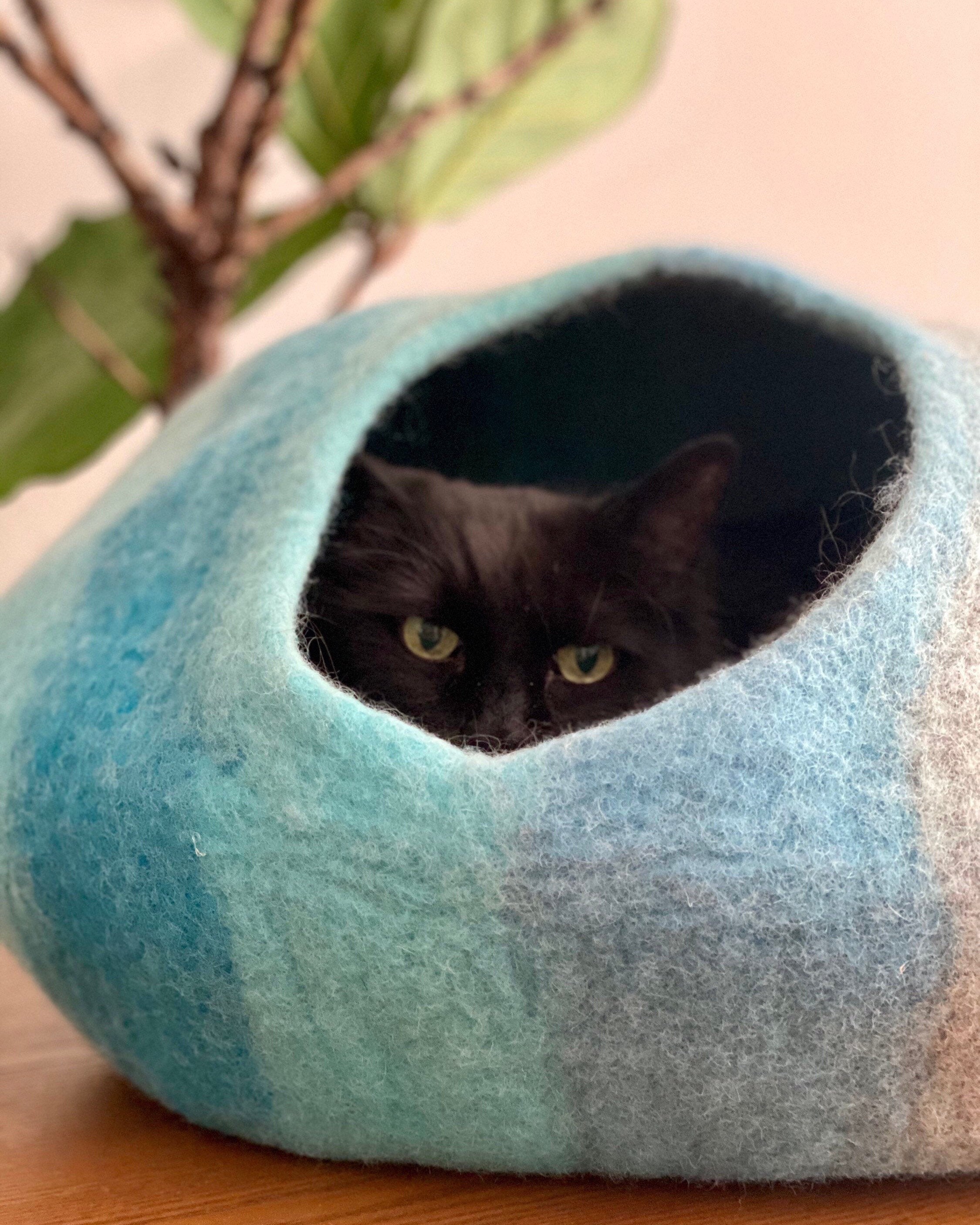 Wool Cat Cave / Large Cat Cave/ Wool Cat Bed/ Felted Wool Cat | Etsy