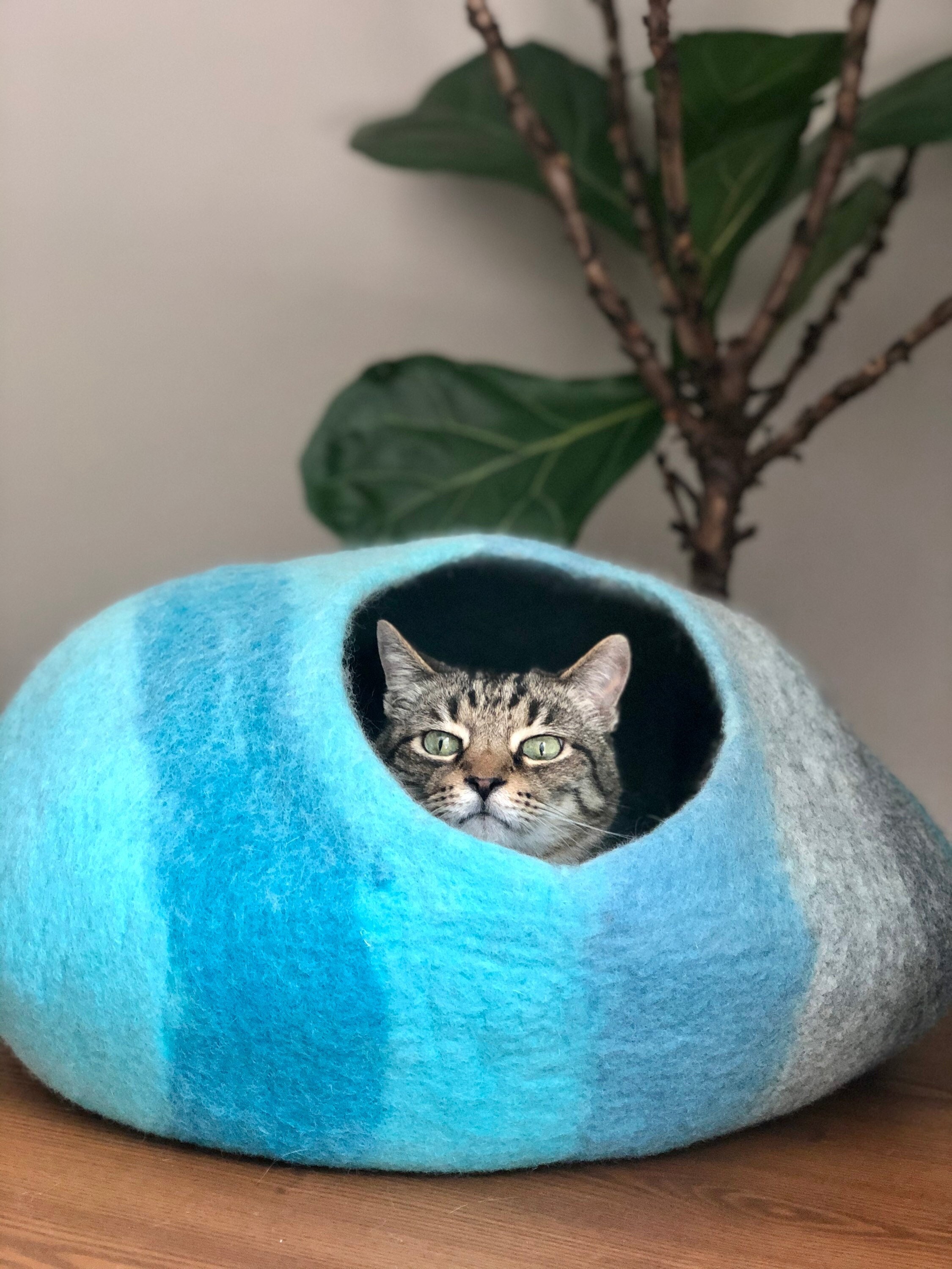 Wool Cat Cave / Large Cat Cave/ Wool Cat Bed/ Felted Wool Cat | Etsy