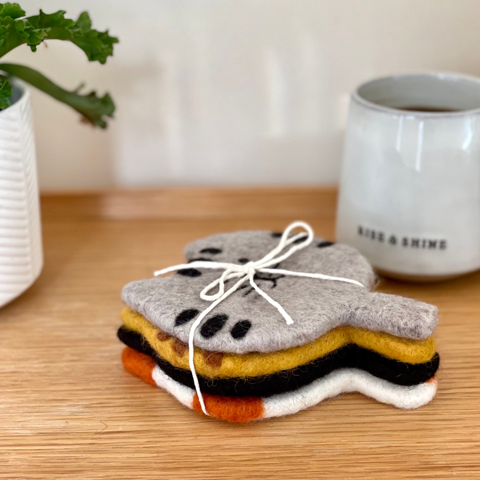 Wool Coasters Set of 4 Wool Felt Cat Shape Coasters gifts - Etsy