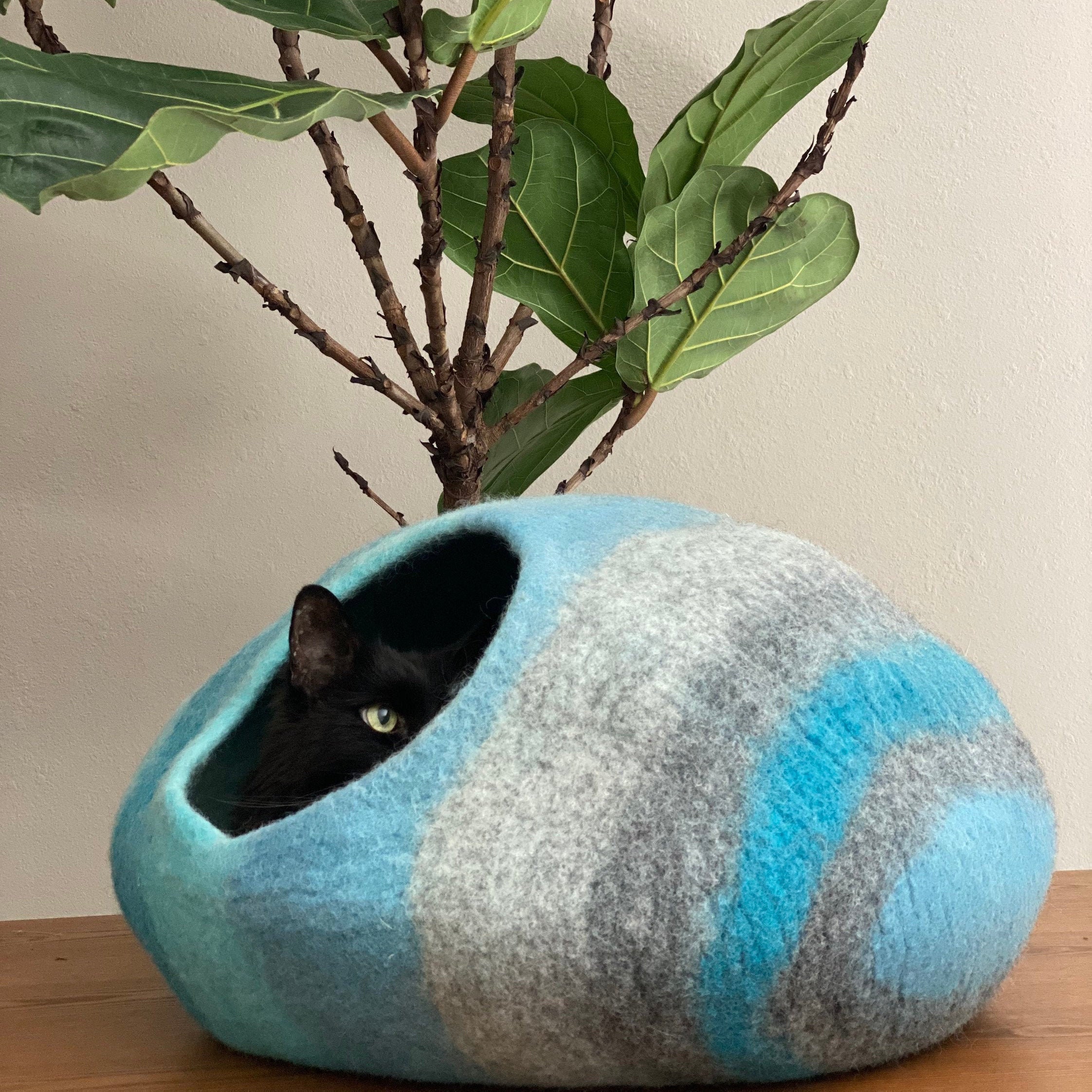 Wool Cat Cave / Large Cat Cave/ Wool Cat Bed/ Felted Wool Cat | Etsy