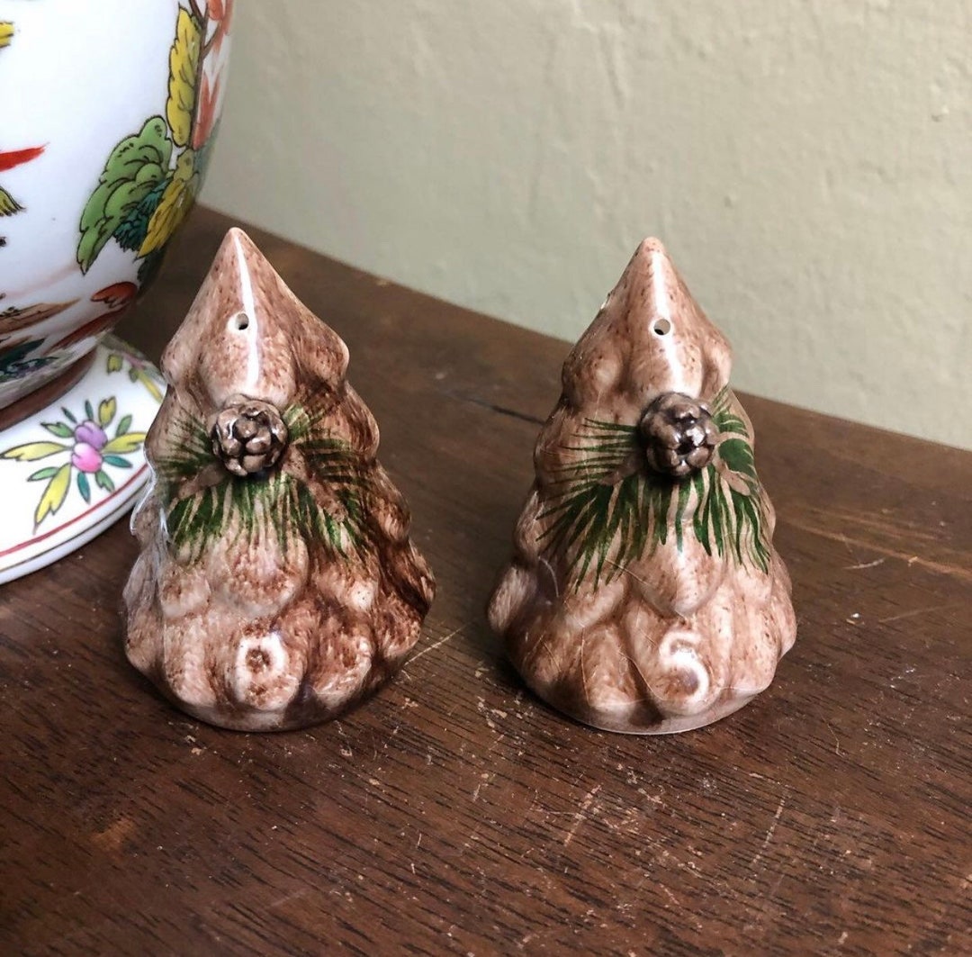 Vintage Pine Tree Salt and Pepper Shakers - Etsy