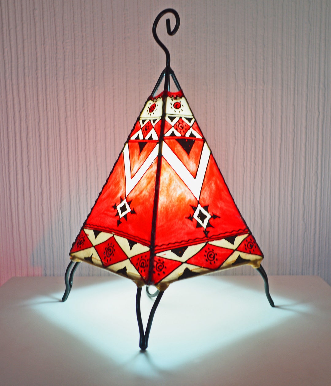 Painted Moroccan Henna Table / Bedside Lamp - Pyramid Shape - Red 38 Cm ...