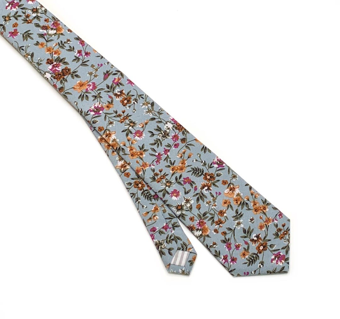Dusty Blue Rustic Wild Flowers Floral Tie , Blue Floral Necktie ...