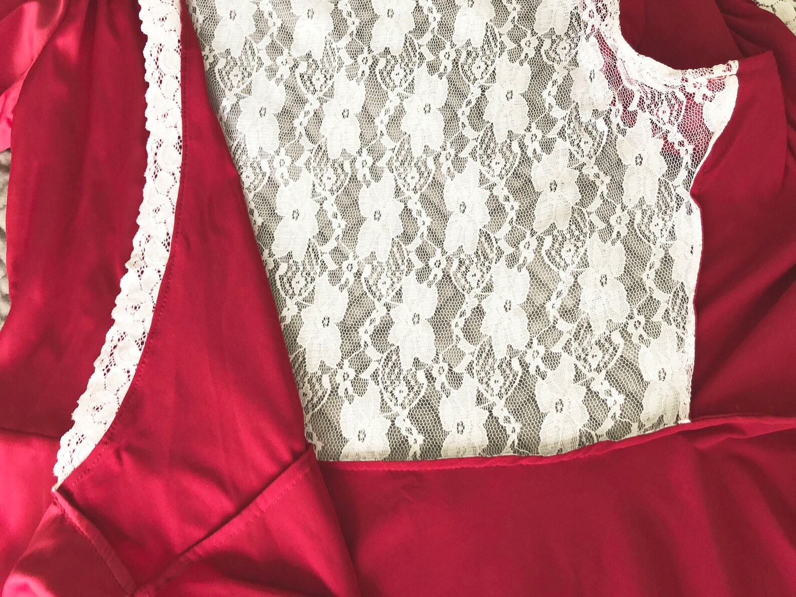 Long Bridal Morning Red Robe & White Lace Details, Long Sleeve, Silk ...