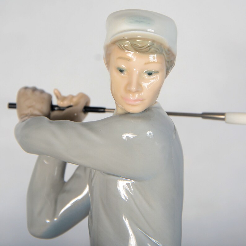 Lladro Golfer Figurine - Gentleman Swinging at Golf Ball - Etsy
