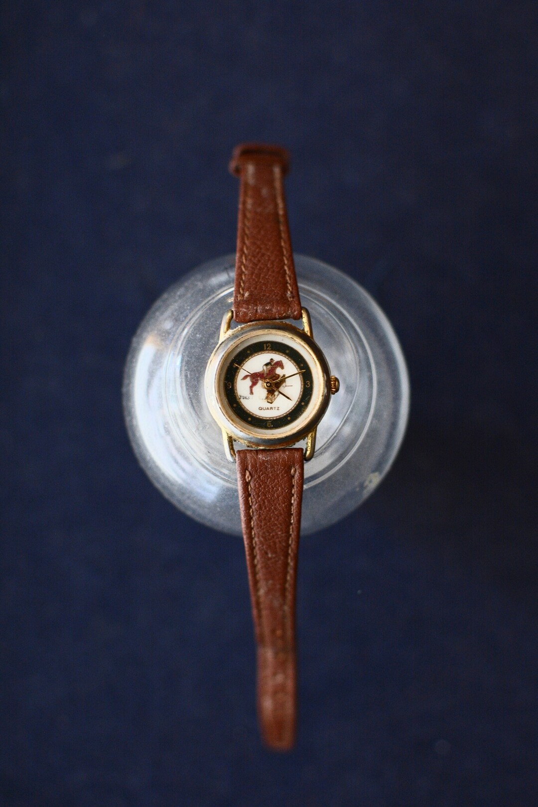 Vintage 70s Circular Watch / Unisex Analog Wrist Watch - Etsy