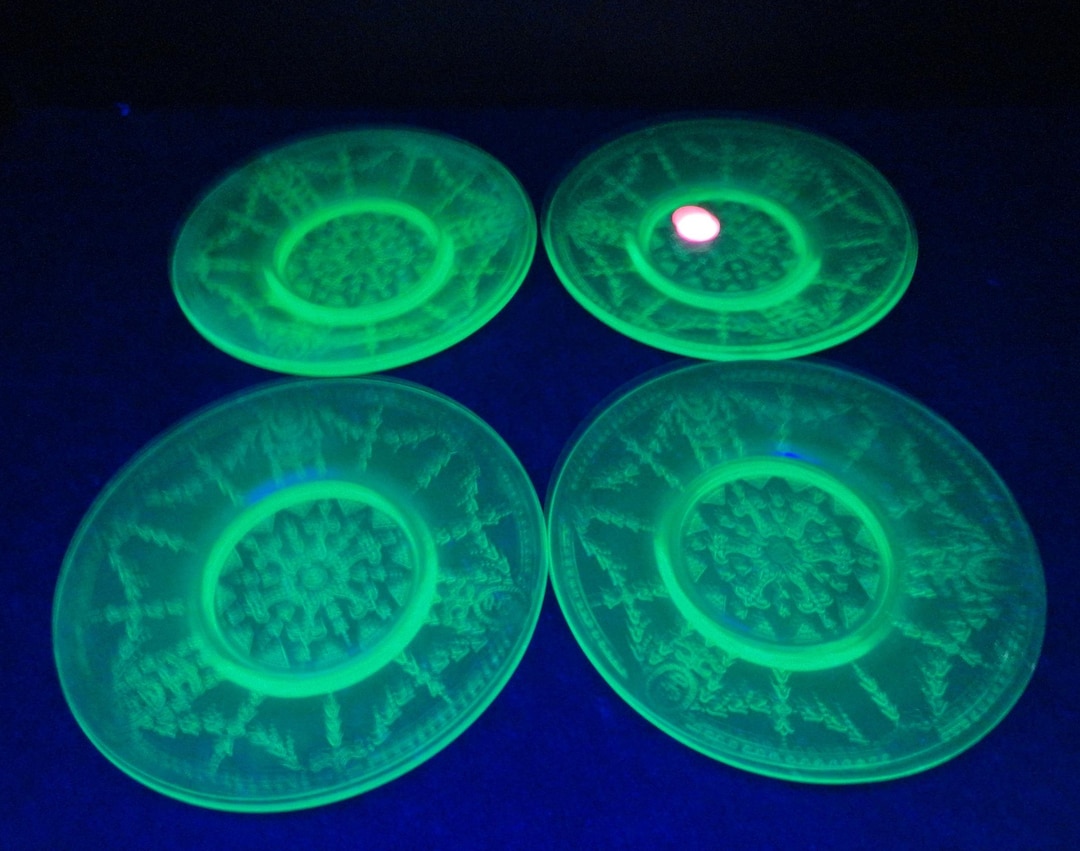 Vintage "uranium" Plates - Etsy