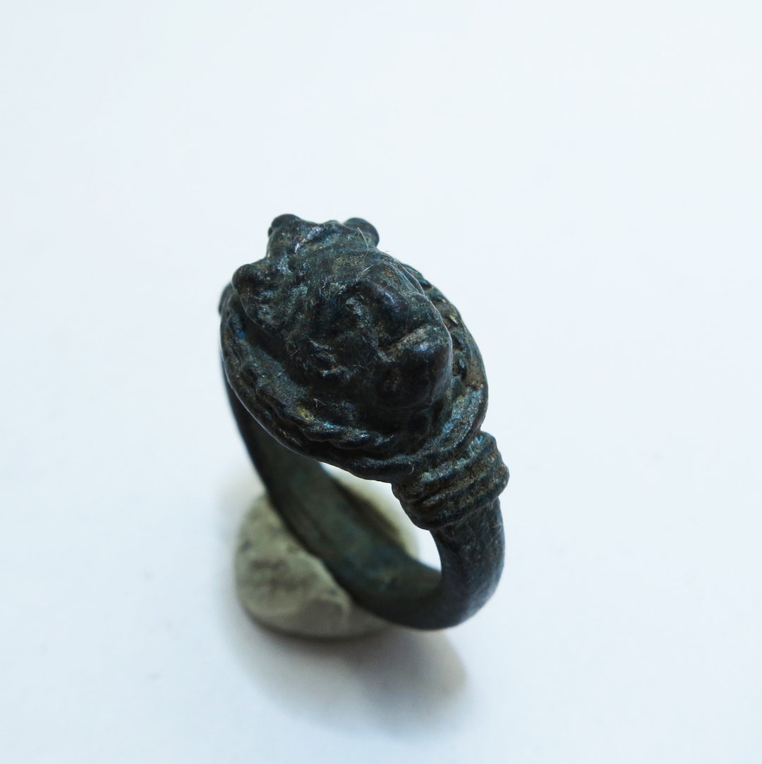 Medieval Europian King Ancient Bronze Ring 14/16 AD - Etsy