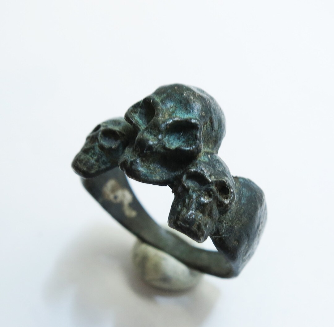 Three Skulls Gladiator Roman Ancient Bronze Ring 3/4 AD - Etsy