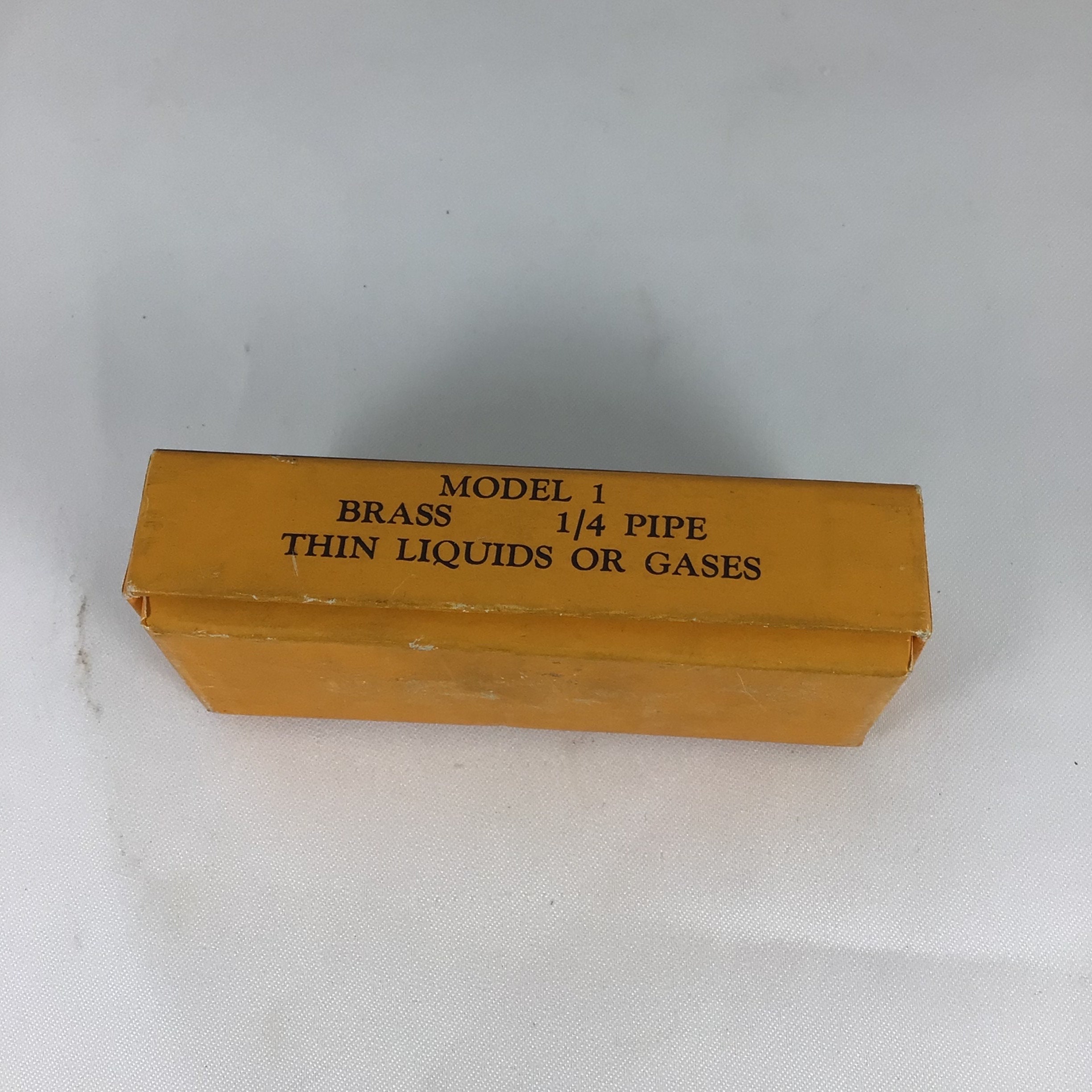 One Ray Model 1 Pressure Snubber Solid Brass 1/4” Pipe Thread With Two ...