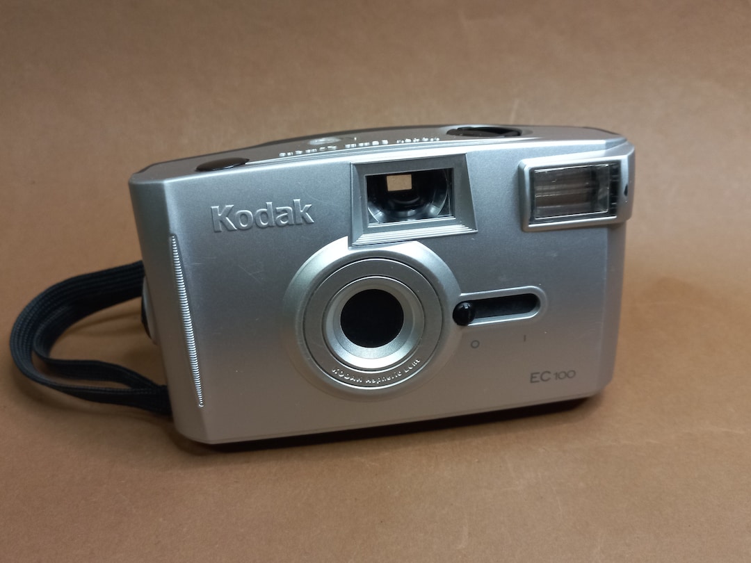 Vintage Camera Kodak EC 100, Film Camera Kodak 1990s, Point and Shot ...