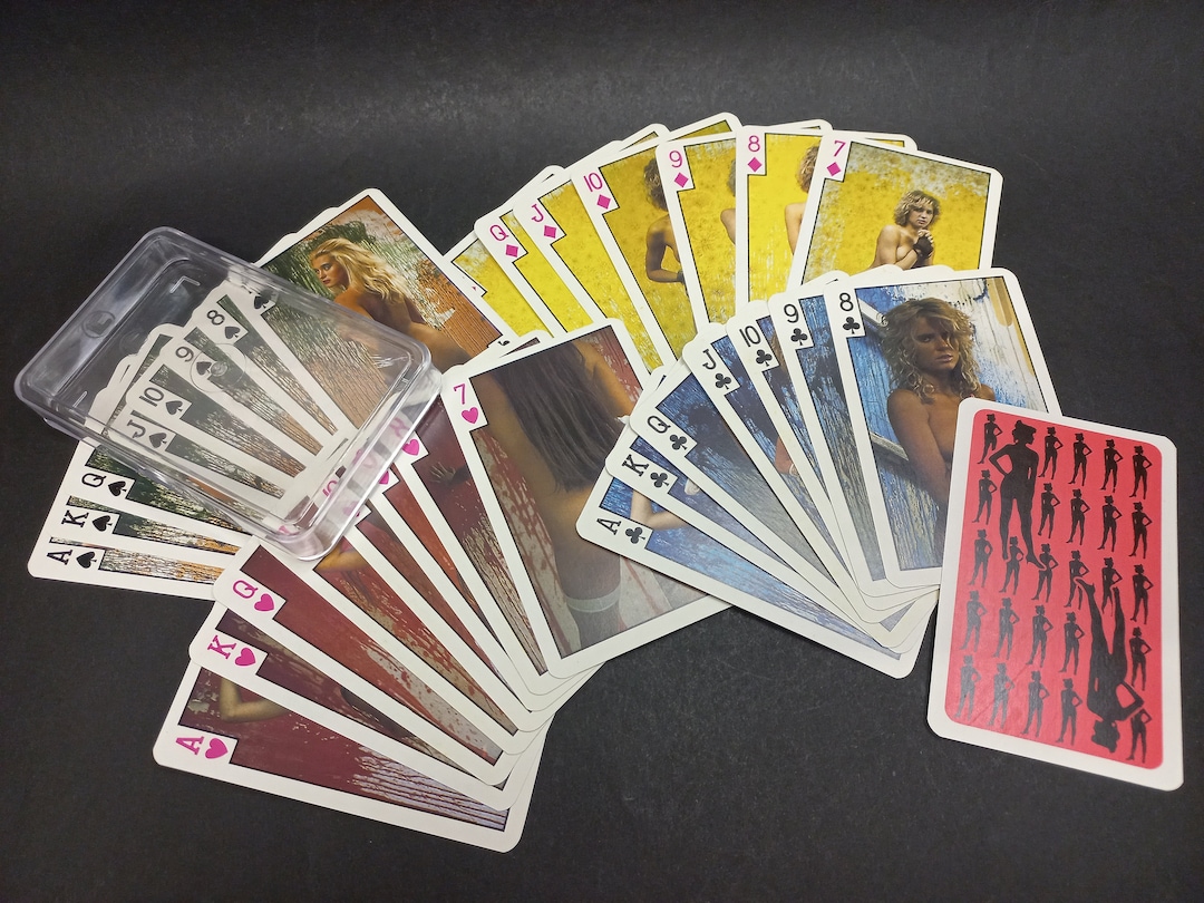 Vintage Collectible Playing Cards,32 Cards in the Deck. Beautiful Girls ...