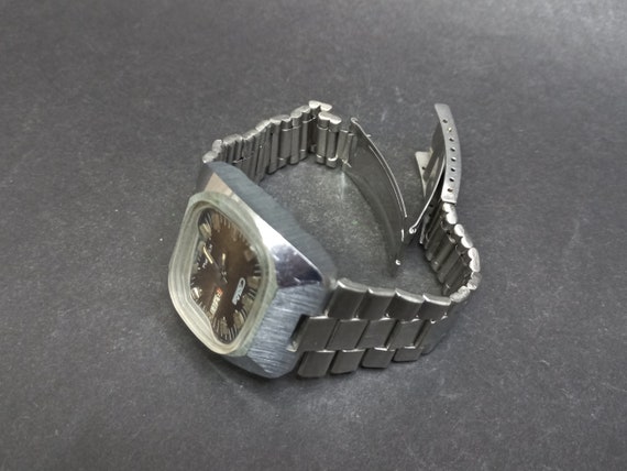 Soviet Vintage Watch Slava Tank, Quartz Watch USSR,Ol… - Gem