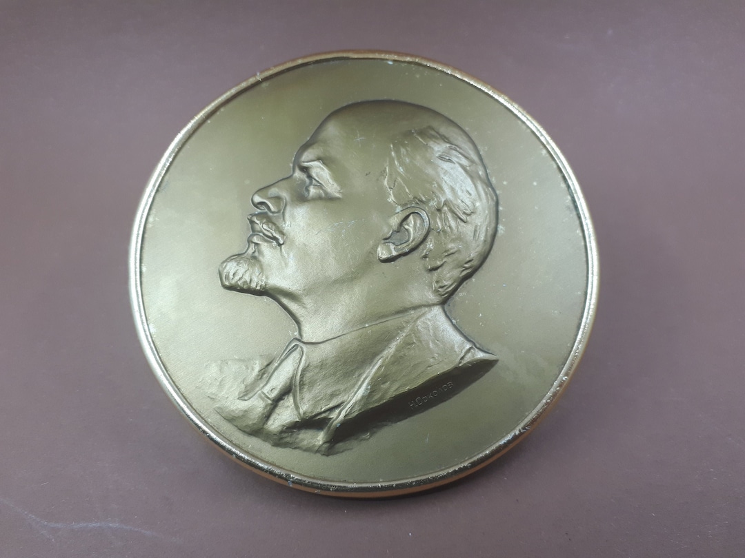Soviet Vintage Plaque Lenin, Wall Metal Communist Plaque,symbolism USSR ...