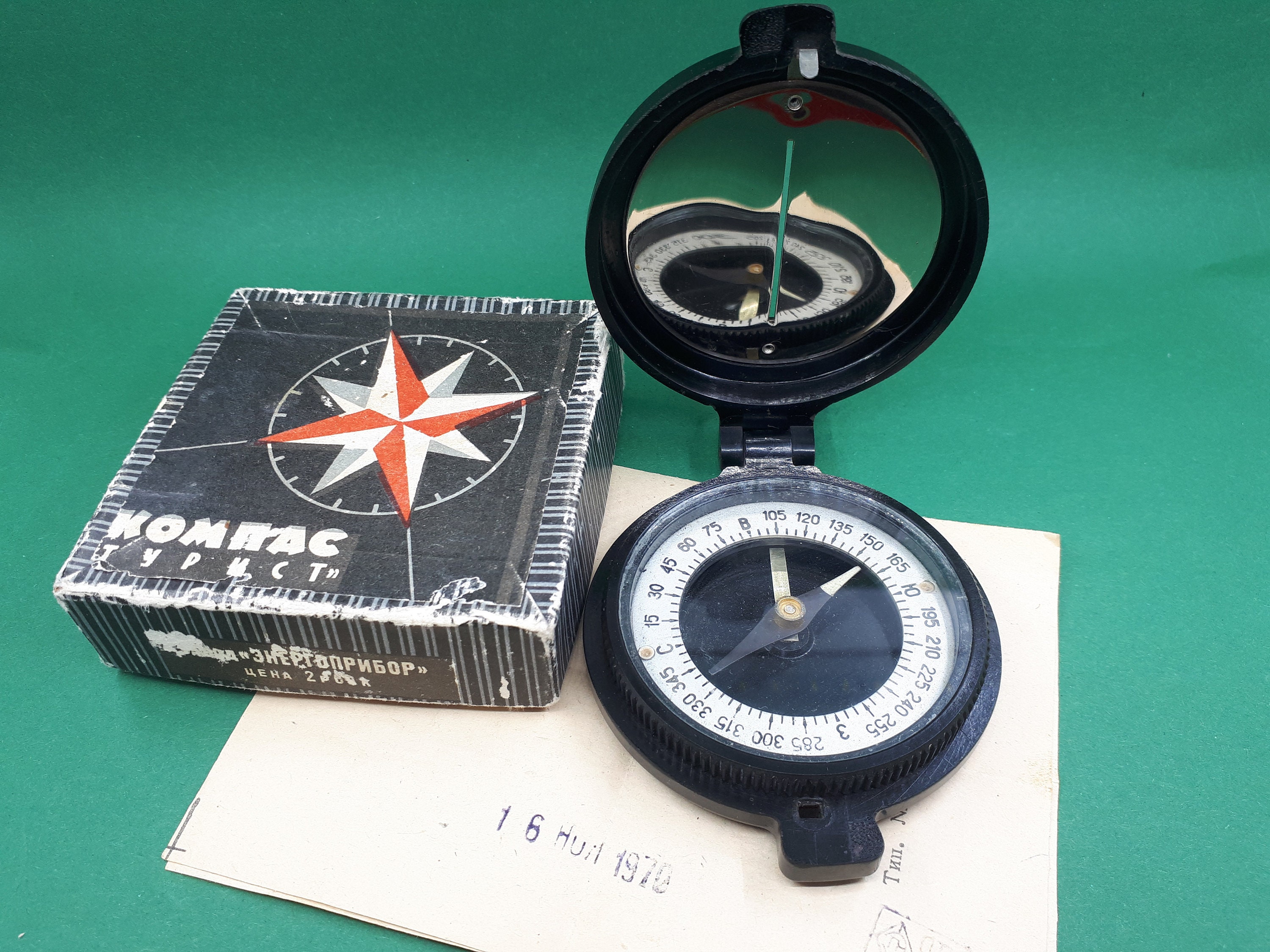 USSR soviet compass turist 2 rare vintage military travel Collectibles ...