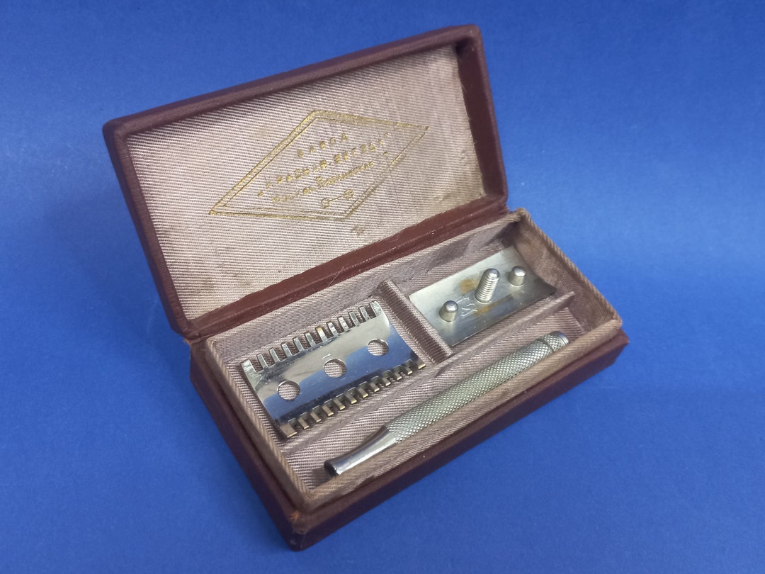 Soviet Vintage Razor red Star 1940s, USSR Shaver Set, Russian Old Razor ...