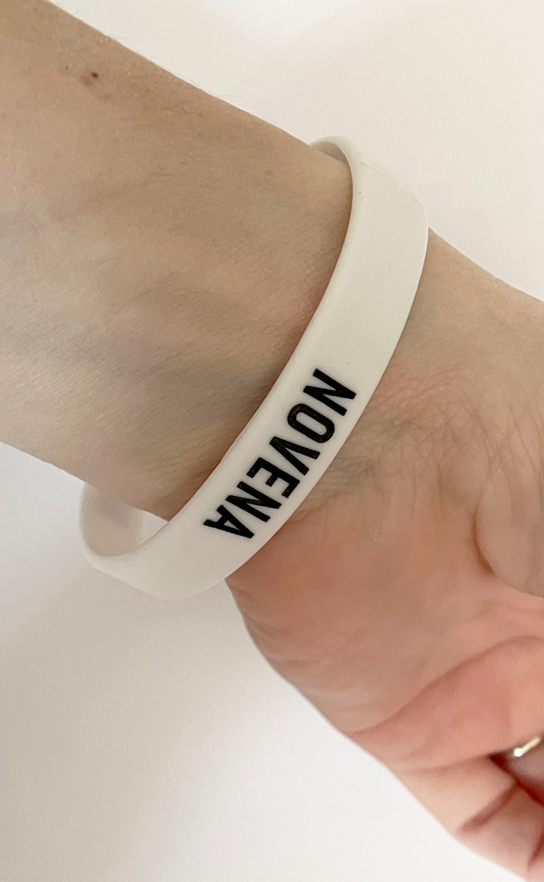 Novena Reminder Bracelet - Etsy