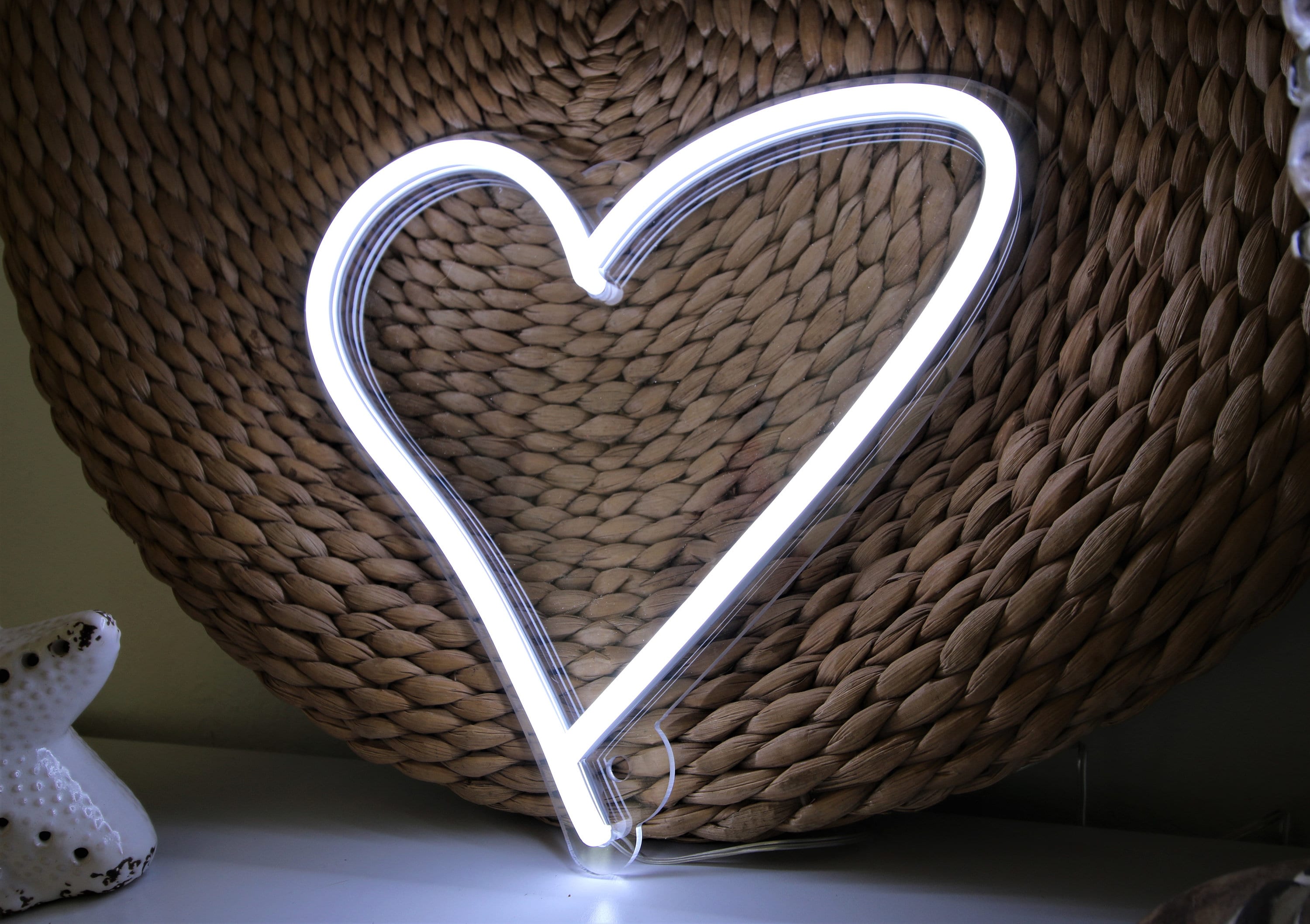 Neon Heart**White or Neon Heart***LED Neon Light/Custom Neon Sign**US ...