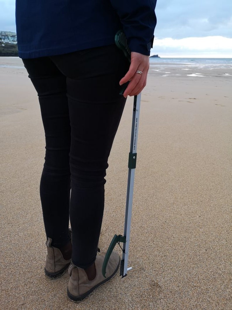 Folding Litter Picker Trash Grabber Reacher Garden Beach Park Recycled ...