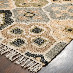 Abstract Floral Hand Woven Boho Style Black Beige Natural Jute Rug ...
