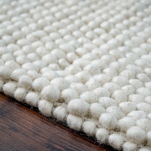 Chunky Looped Fluffy Ivory Wool Rug, Soft Scandinavian Decor Indoor ...