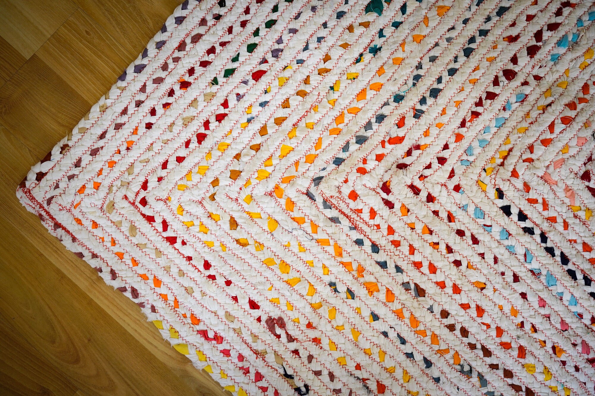 Multi Chindi Rainbow White Rag Rug, Handcrafted Recycled Cotton Home ...