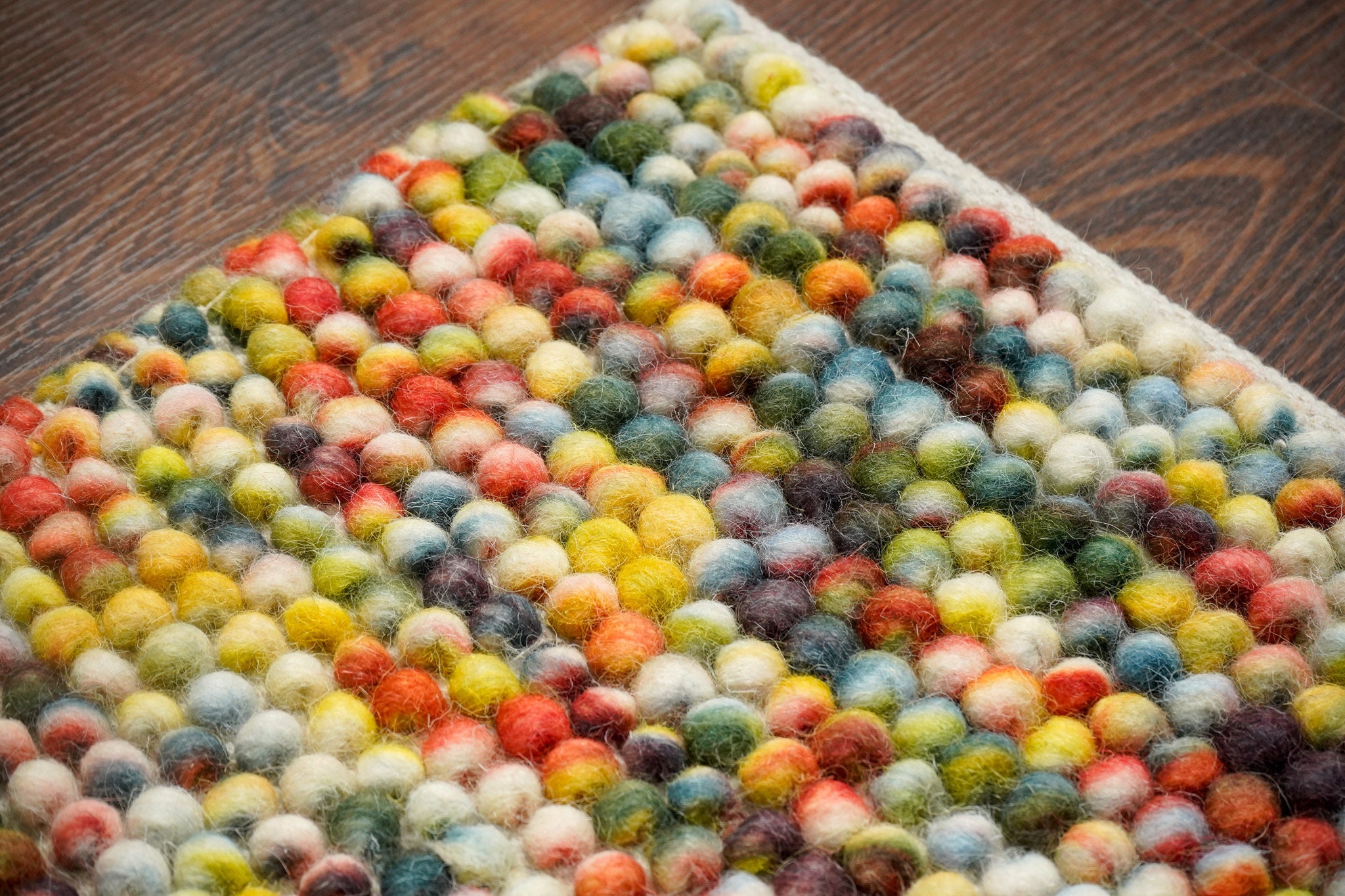 Rainbow Chunky Wool Loop Rug Hand Knotted, Multi Coloured, Soft, Funky ...