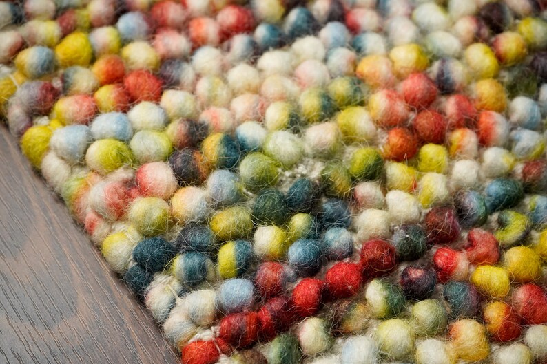 Rainbow Chunky Wool Loop Rug Hand Knotted, Multi Coloured, Soft, Funky ...