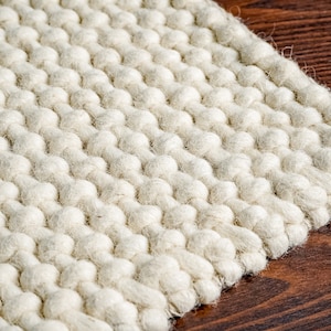 Ivory Magic Loop Chunky Wool Rug - Hand Woven Modern Scandinavian Style ...