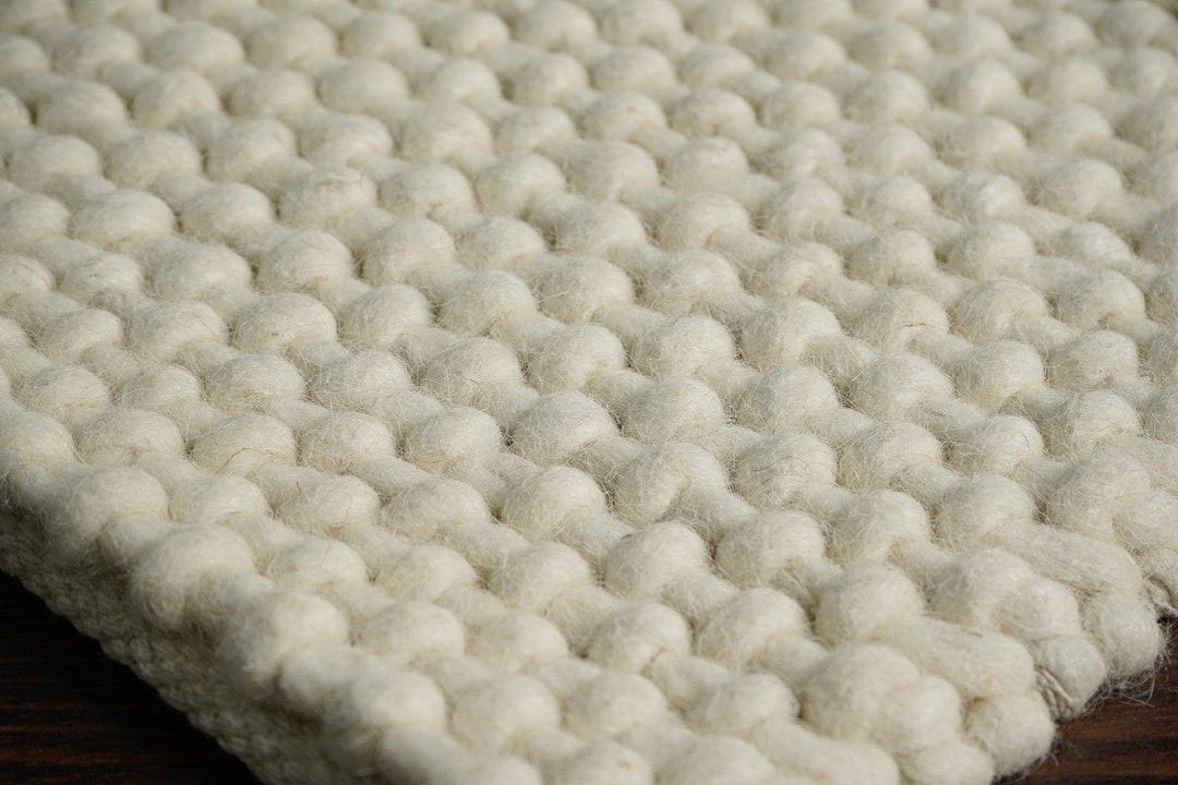 Hand Knitted Ivory Wool Area Rug, Chunky Basket Weave Indoor White Wool ...