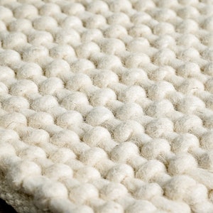 Ivory Magic Loop Chunky Wool Rug - Hand Woven Modern Scandinavian Style ...