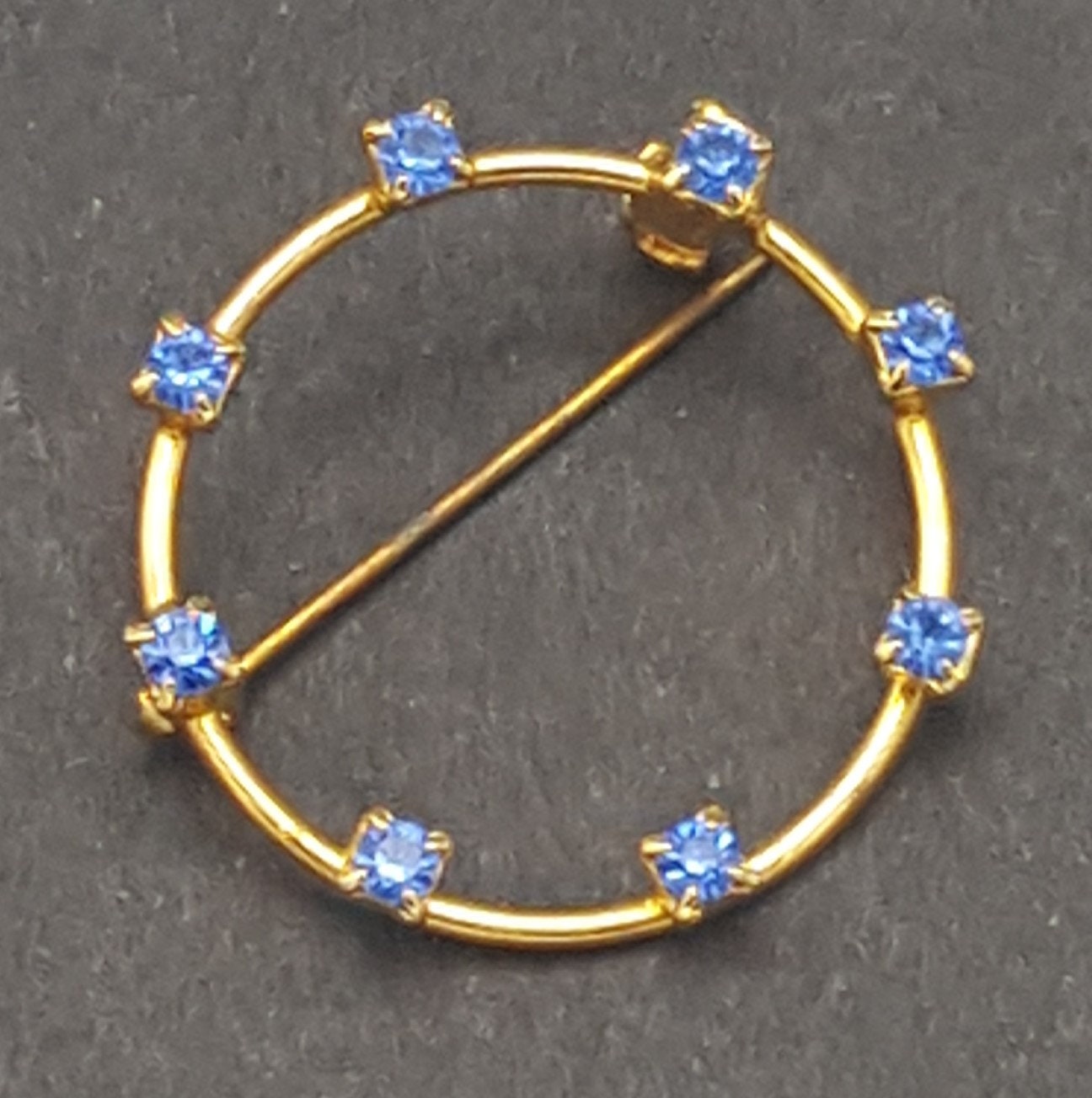 Vintage Gold Sapphire-colored Pin - Etsy New Zealand