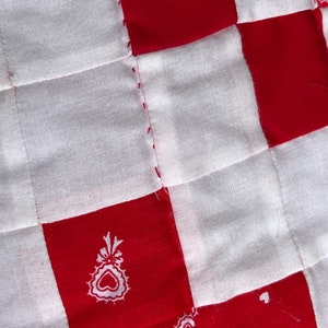 B Christmas Red and White Patchwork Quilt Piece, Patchwork Quilt, Red ...