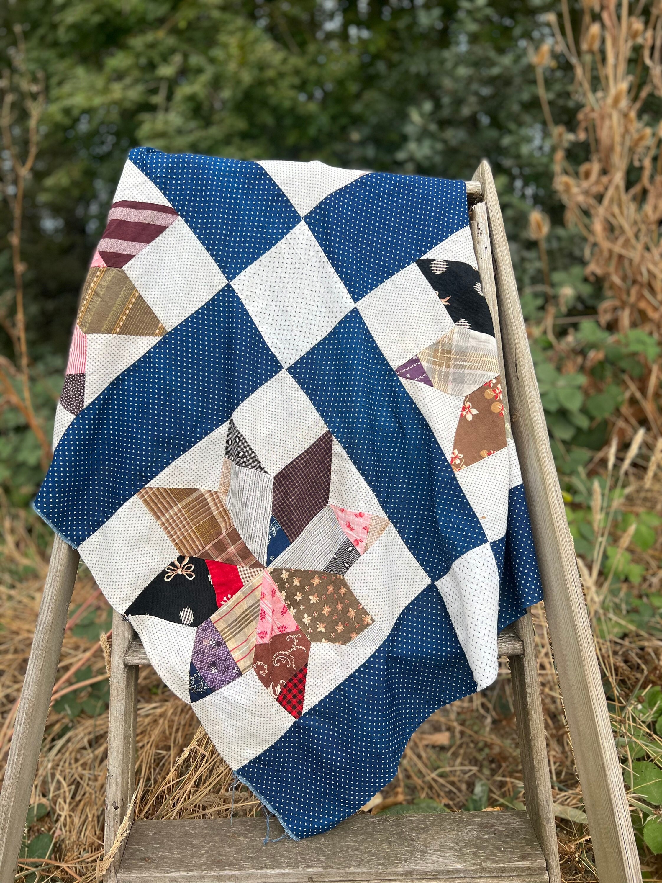 Homemade vintage Primitive Quilt operone.de