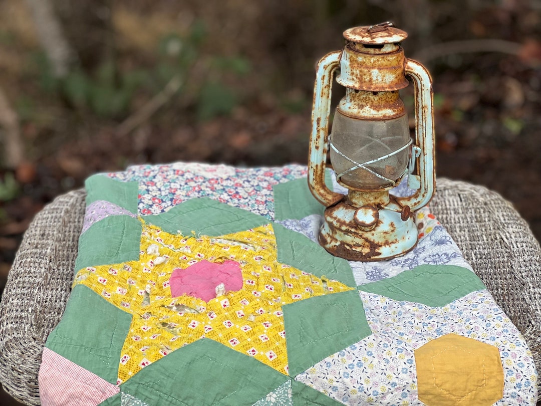 B Vintage Tattered Feed Sack Star Quilt Piece, Jadeite Green Cutter ...