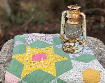D Vintage Tattered Feed Sack Star Quilt Piece, Jadeite Green Cutter ...