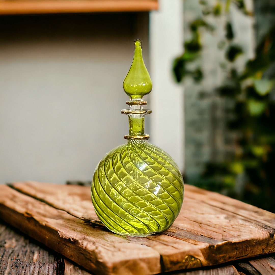 Green Ribbed Blown Glass Perfume Bottle in 14 K Gold | Fragrance Bottle ...