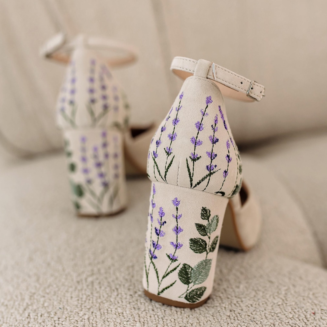 Ivory Bridal Sandals With Lavender Embroidery, Wedding Shoes With V ...