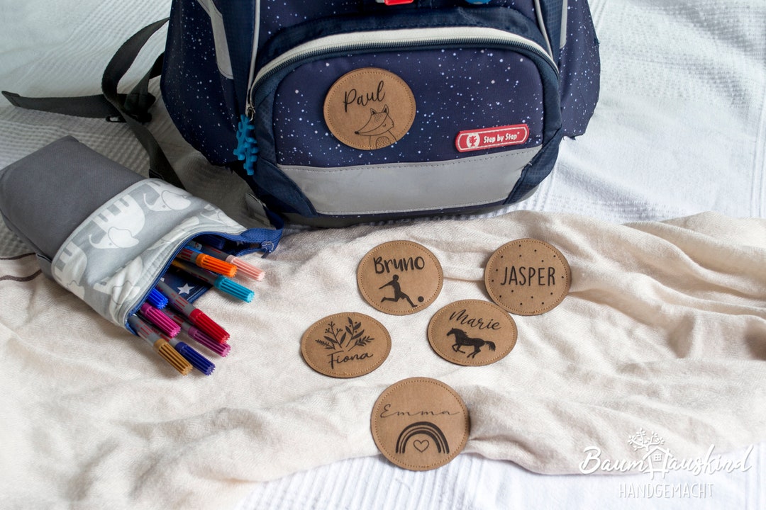 Ranzen Button Klettie Patch für viele Schulranzen Modelle Step by Step Ergobag Lässig DerDieDas ...