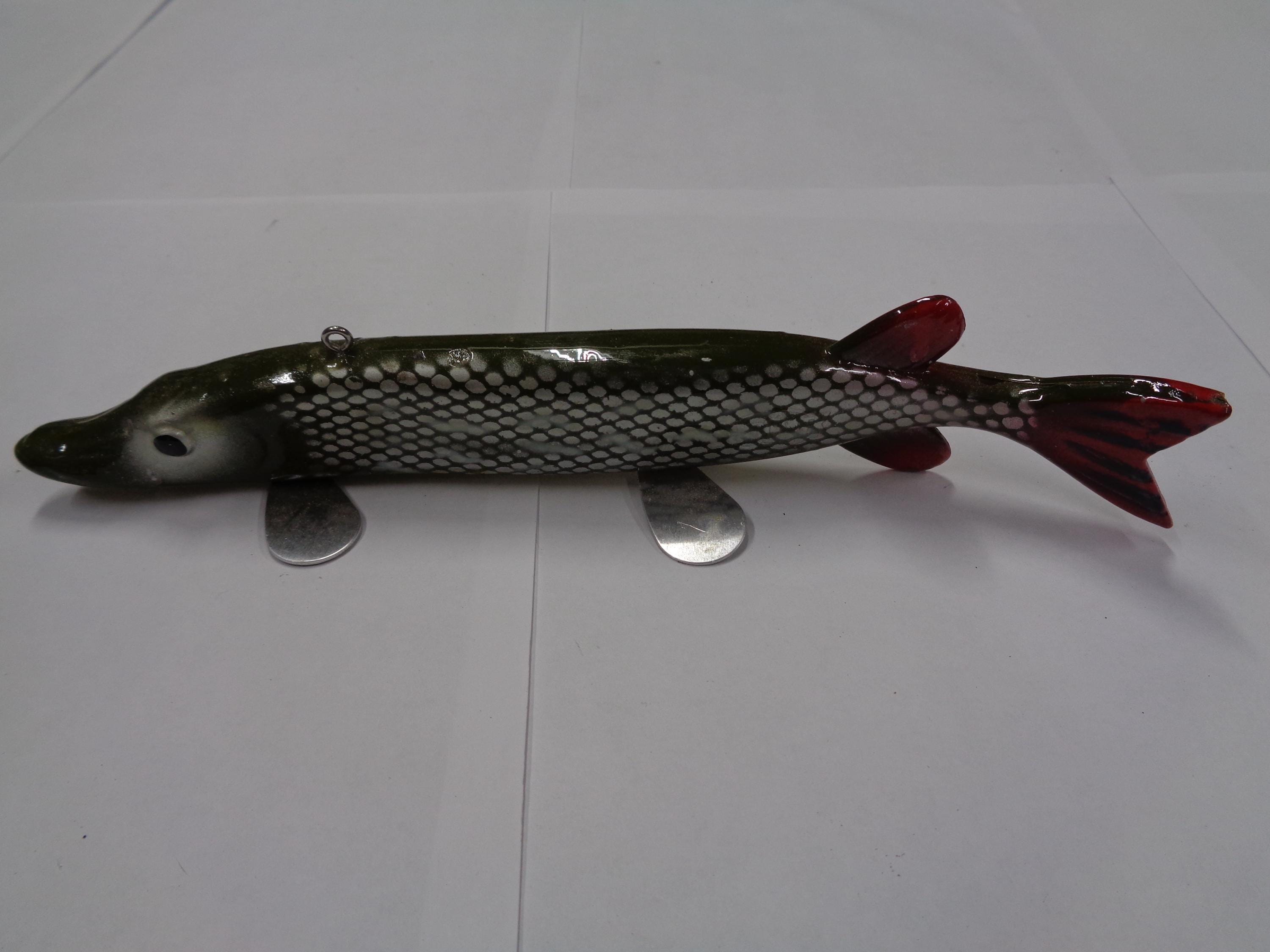 10" Pike Spearing Decoy: Natural & Red Color Scheme - Etsy