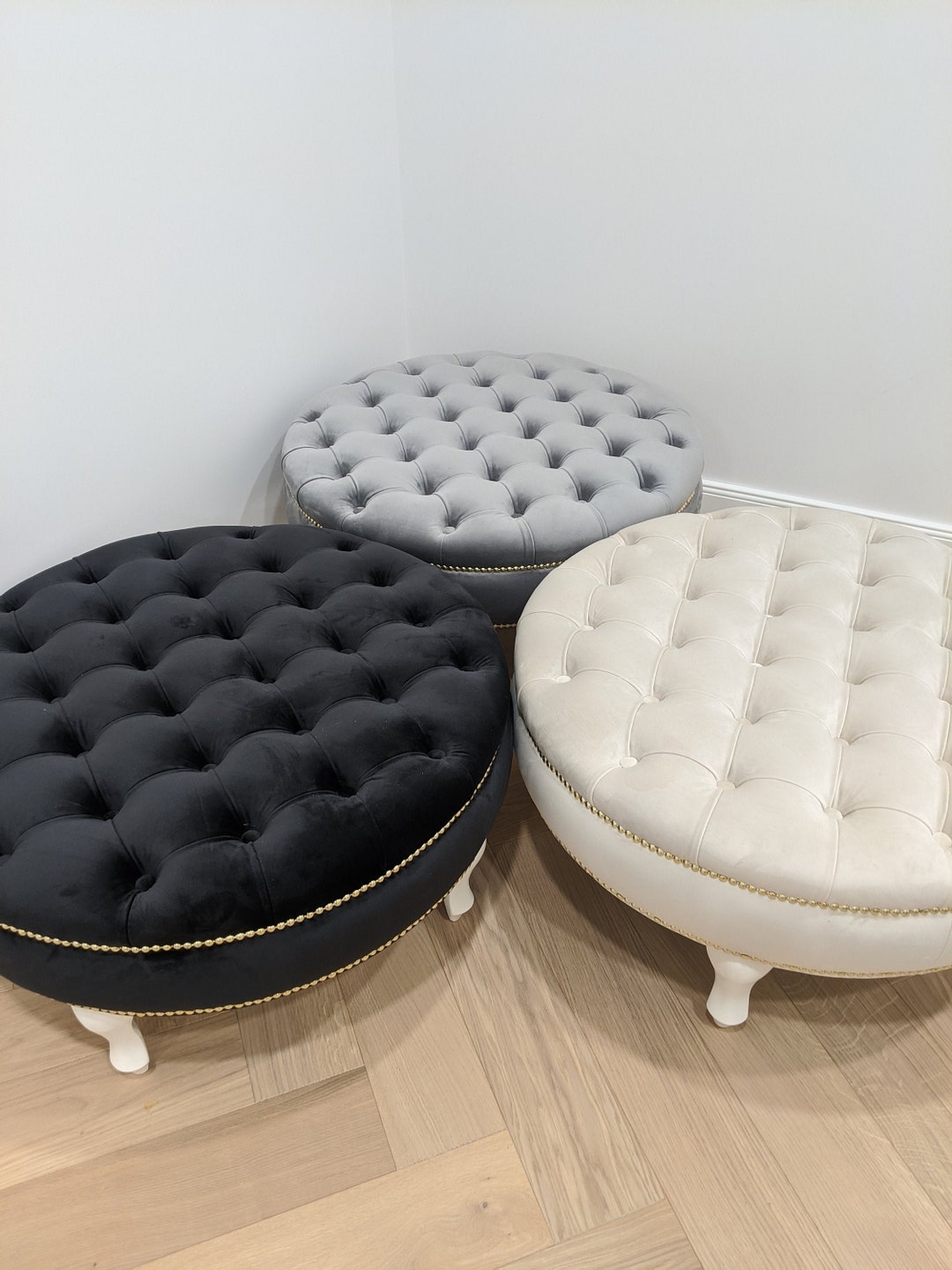 Round Velvet Chesterfield Ottoman: Deep Buttoned Coffee Table, Living ...