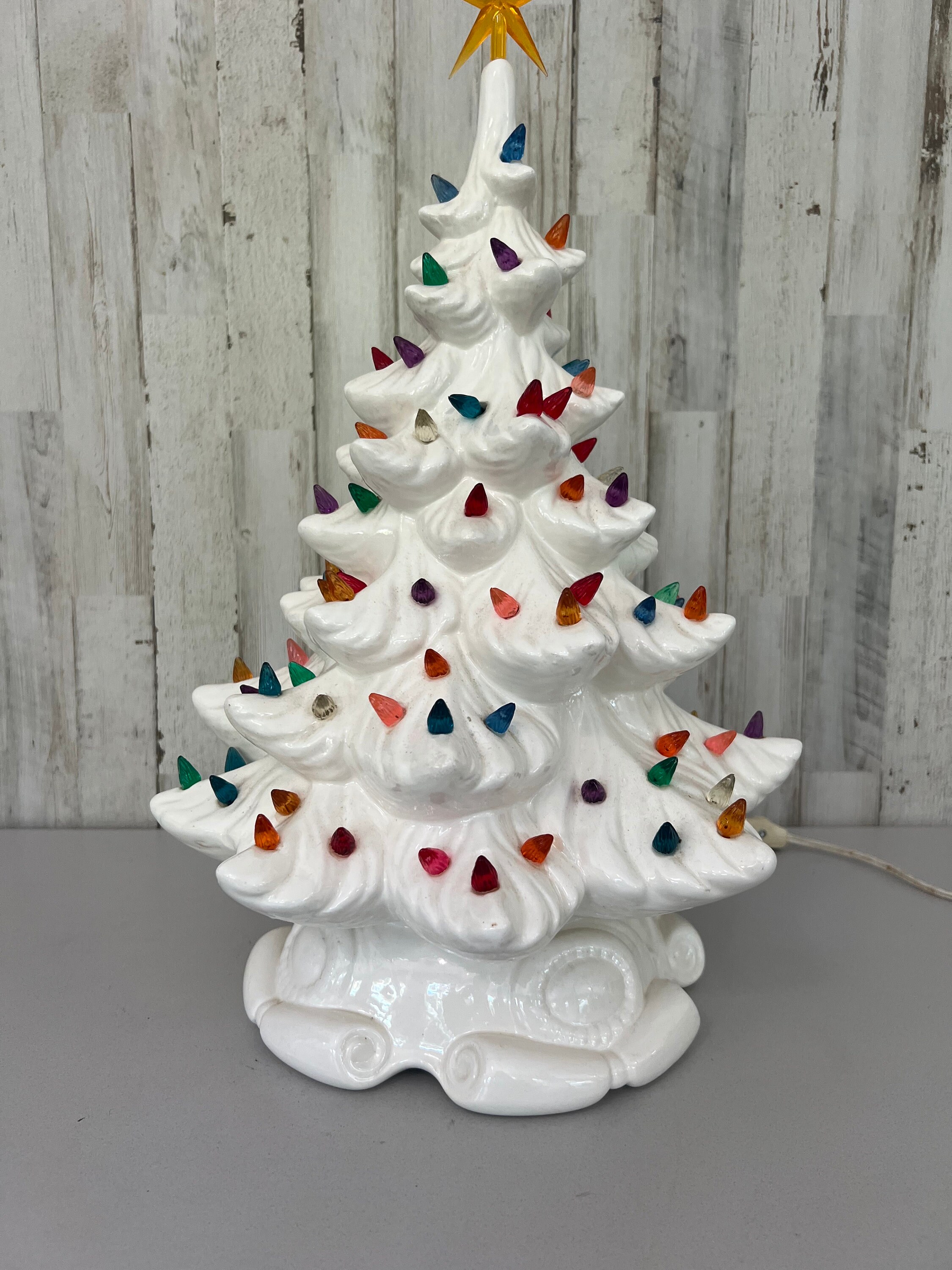 Ceramic Christmas Tree Atlantic Mold Ceramic Collectable Vintage ...