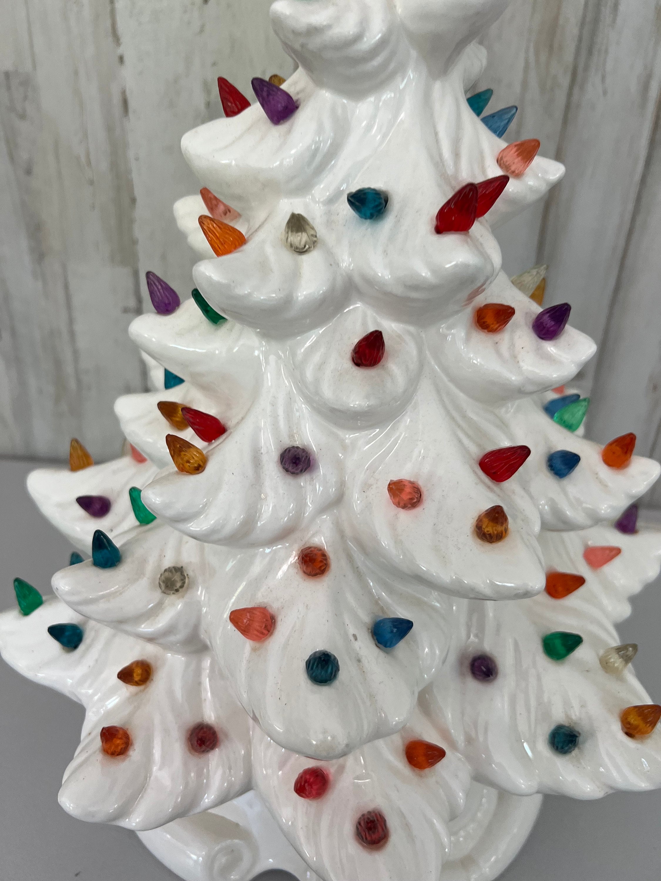 Ceramic Christmas Tree - Atlantic Mold - Ceramic Collectable - Vintage ...